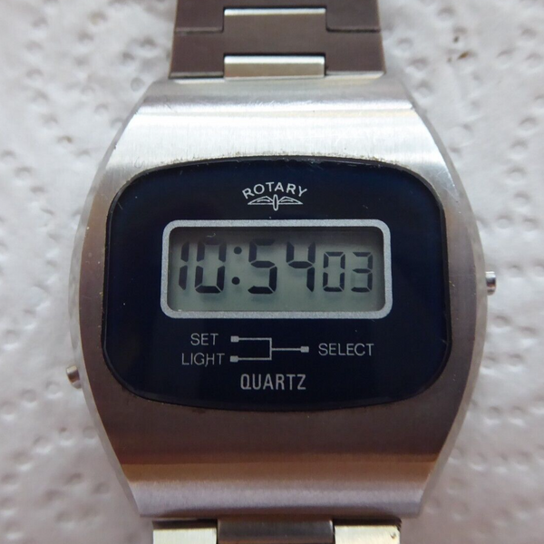ROTARY DIGITAL WATCH - MODEL 1074 - LCD WRISTWATCH - circa 1977 ...