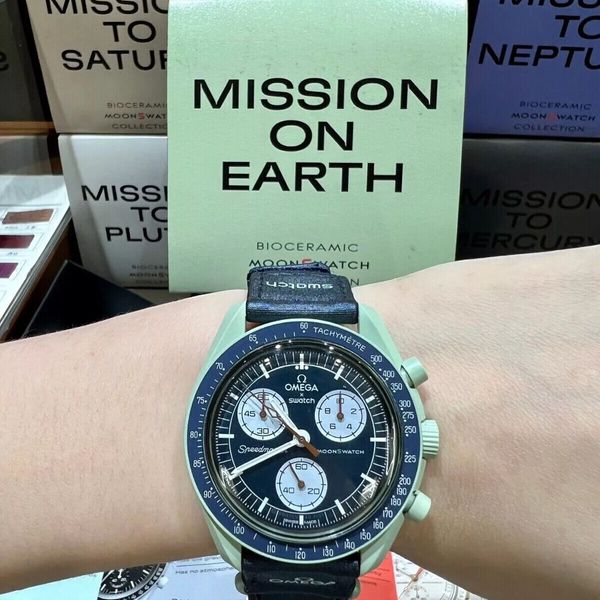 Swatch x Omega Bioceramic Moonswatch Mission To Earth Watch - With Box ...