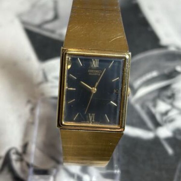 Vintage Menâ s Gold Tone Tank Seiko Quartz Watch. Runs Great! 5P32 3j Movement | WatchCharts ...