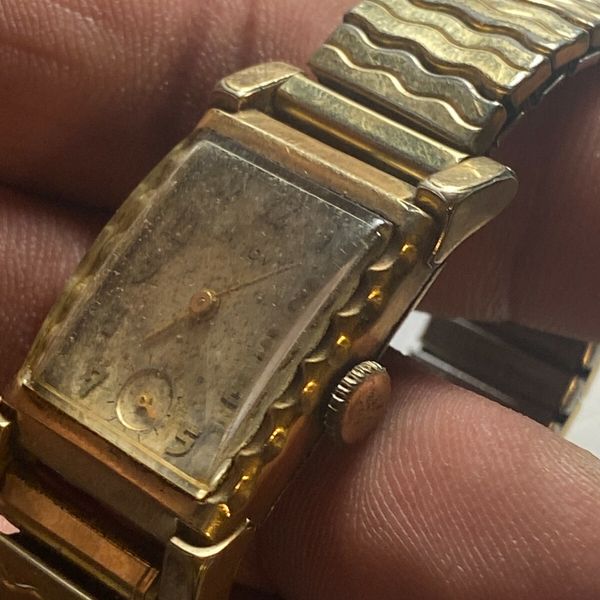Vintage Men's Bulova 21 Jewel 7AA Analog Watch | WatchCharts Marketplace