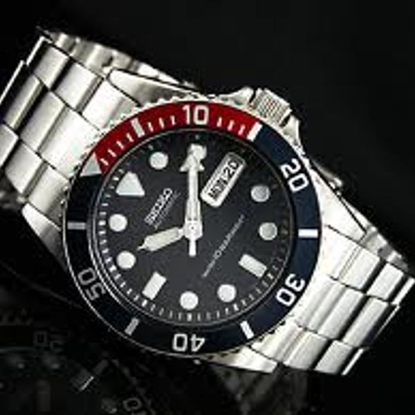 Selling BRAND NEW Seiko SKX033 | WatchCharts