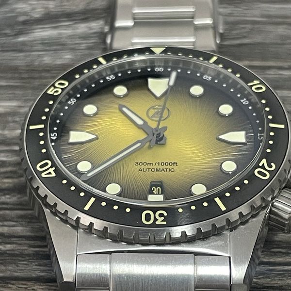 Zelos Great White V2 300M 'Bumblebee Yellow' Automatic Watch ...