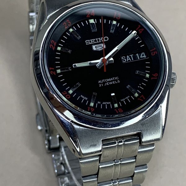 Beautiful Vintage Seiko Automatic black dial Watch Japan Made ...