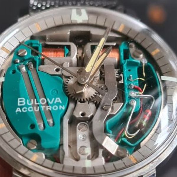 Bulova Accutron Spaceview 214 1964 M4 with genuine Bulova case and ...