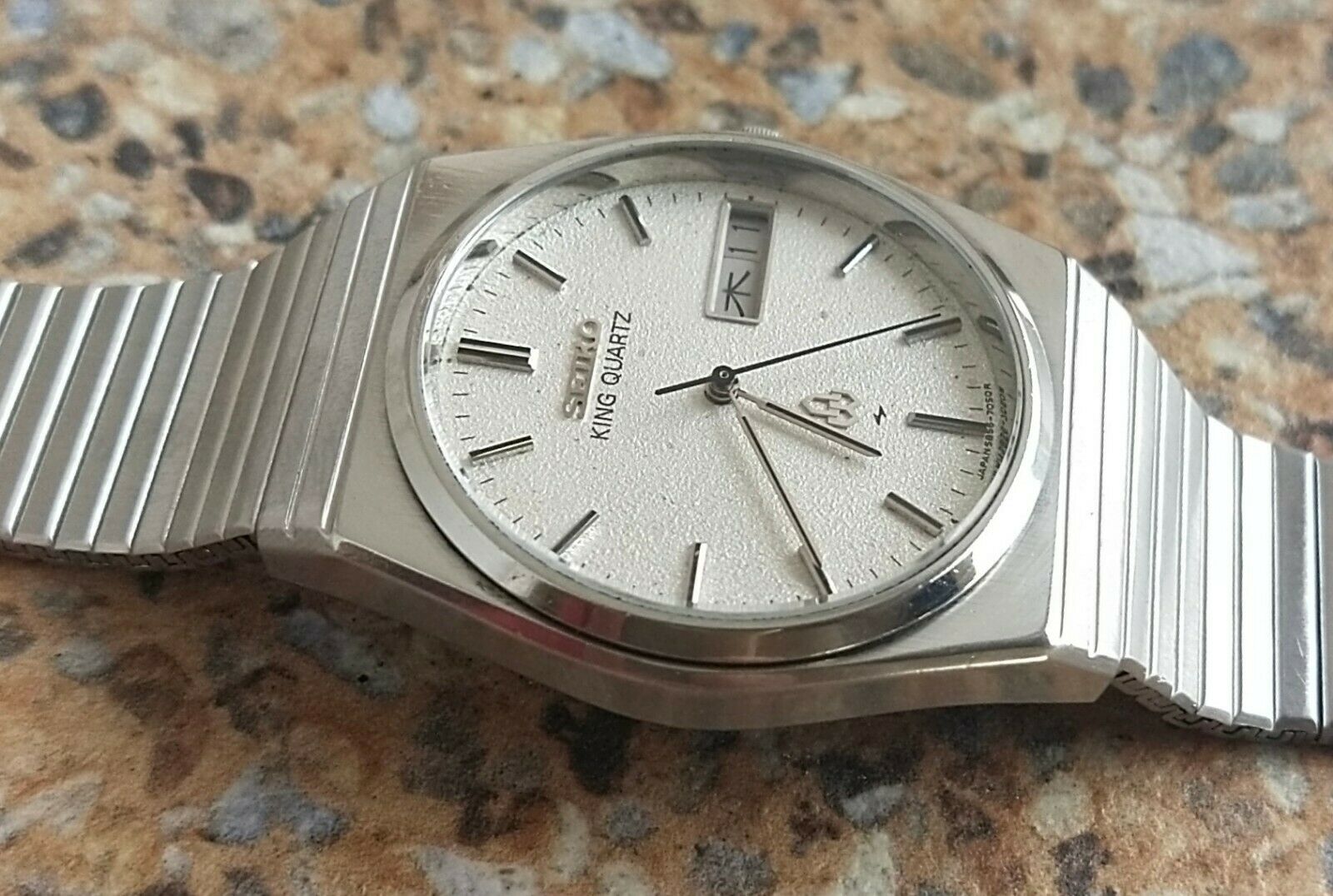 Seiko King Quartz (5856-7040) Market Price | WatchCharts