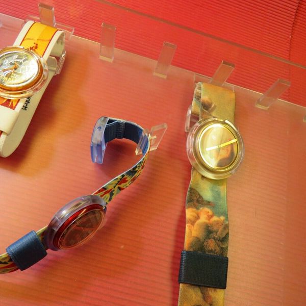 24 Hangers for Clamping 24 POP Swatch Watches in 2 Collectors Boxes ...