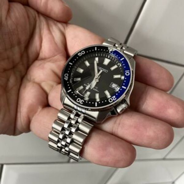 Seiko SKX007 automatic divers watch - Modified with Limited Edition ...