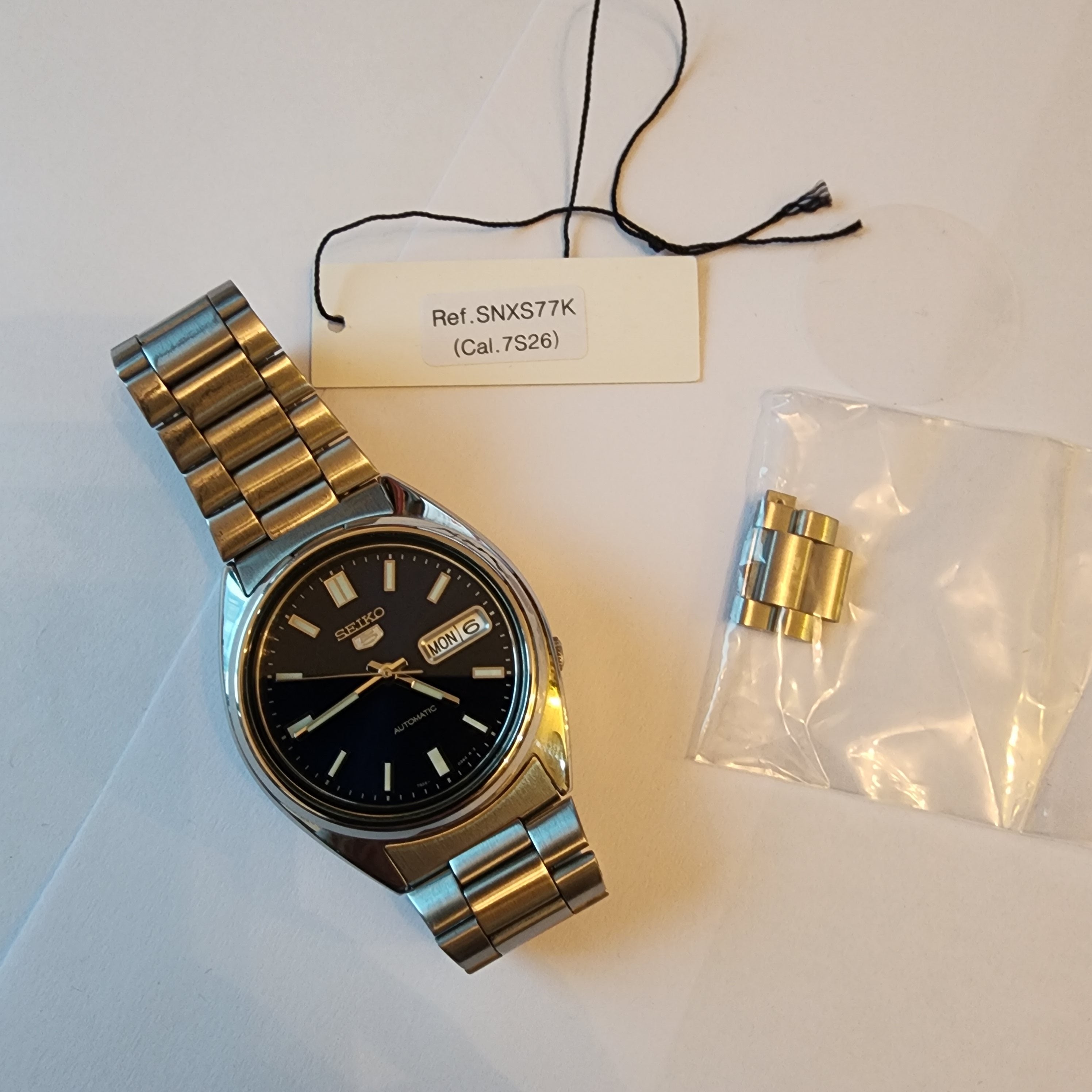 Seiko 5 SNXS77 Blue Dial | WatchCharts Marketplace