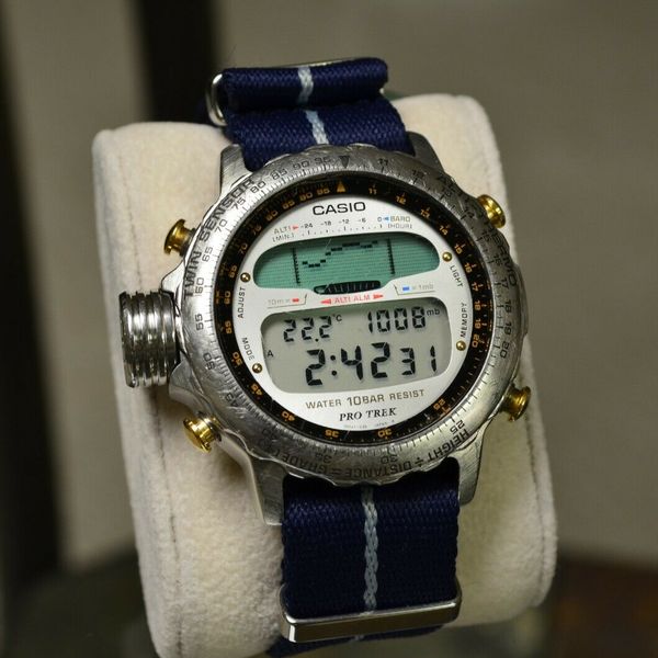 CASIO ALT-7000 TWIN SENSOR ALTI-THERMO METER WATCH PROTREK VINTAGE ...