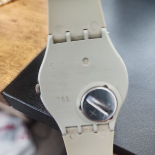 1985 Ladies SWATCH Watch Grey Flannel LM104 Originals RARE Vintage Tan ...