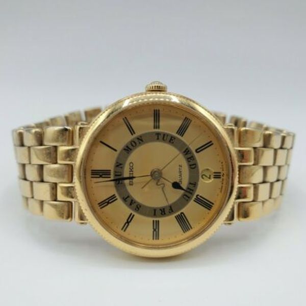 Rare Men's Vintage Seiko Quartz Watch 6F26-6019 Days On The Dial Running | WatchCharts Marketplace
