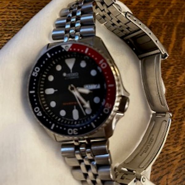Seiko SKX-009 | WatchCharts