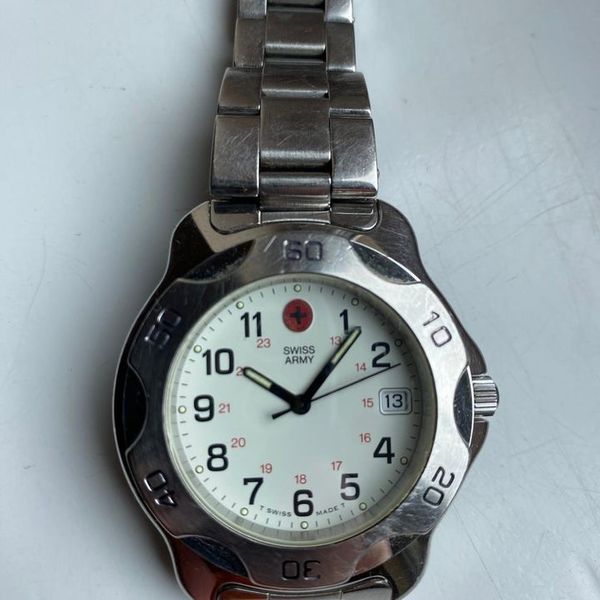 Swiss Army Watch RARE Round Logo 38MM Midsize Victorinox | WatchCharts ...