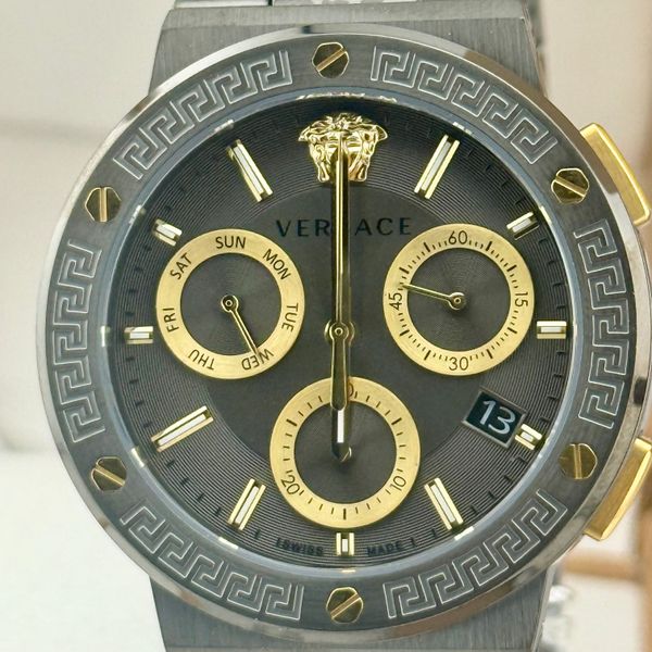New Full-Set Versace Greca Logo Chronograph Quartz Grey Dial Men's ...