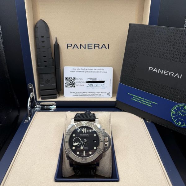 PAM Submersible Mike Horn Edition PAM00984 – Full Set | WatchCharts ...